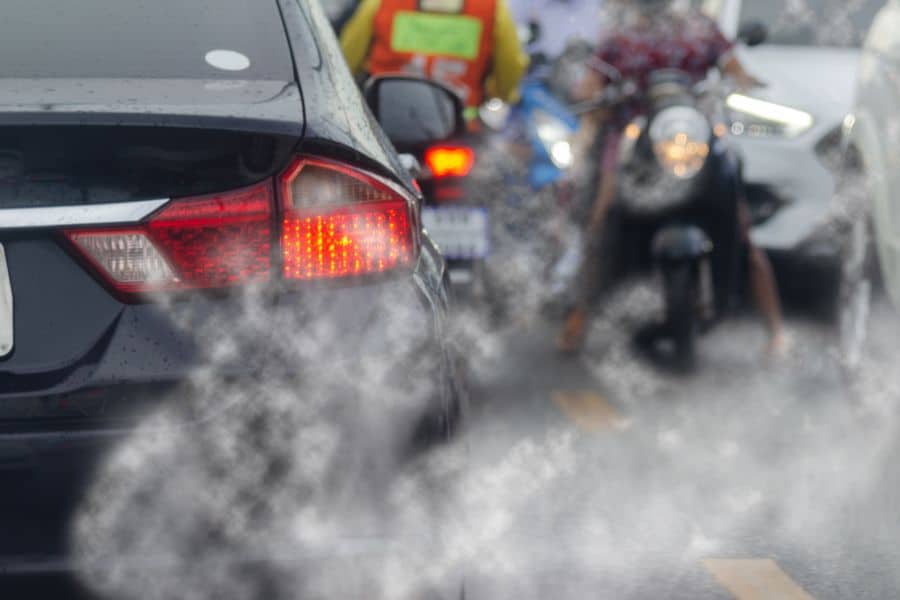 Mobil Keluar Asap Putih saat RPM Tinggi? Ini Penyebabnya! - HaloBengkel