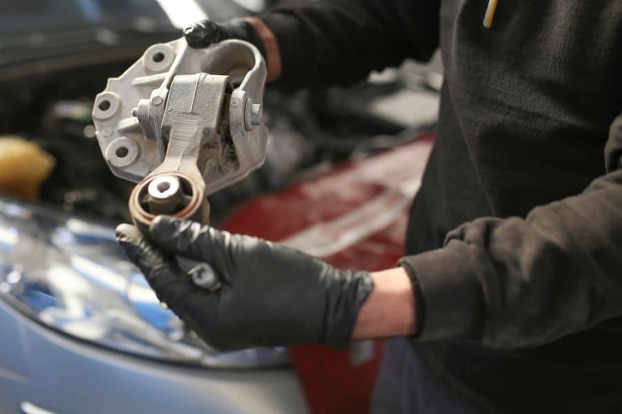 6 Penyebab Mobil Matic Bergetar Saat RPM Rendah, Wajib Catat - HaloBengkel