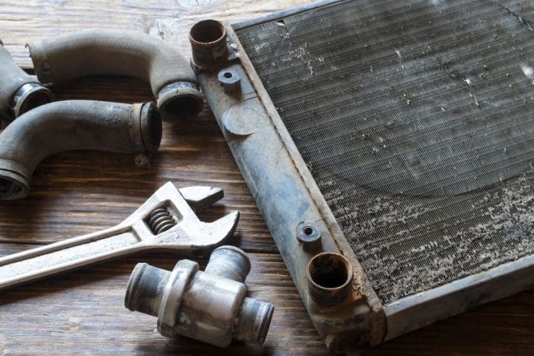 Service Radiator Balikpapan Terbaik, Bisa Booking Online! - HaloBengkel