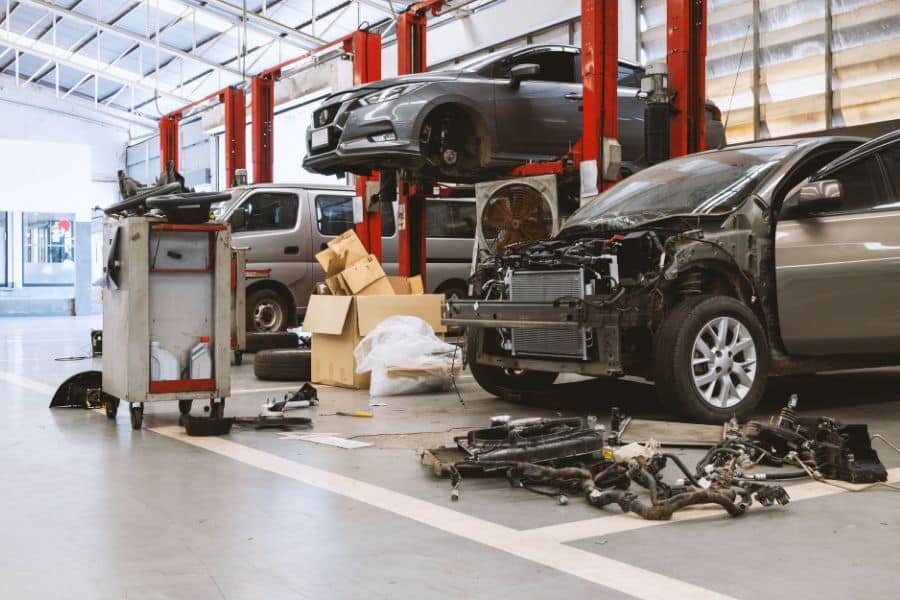 15 Bengkel Mobil Jakarta Terbaik, Rekomendasi Pelanggan! - HaloBengkel