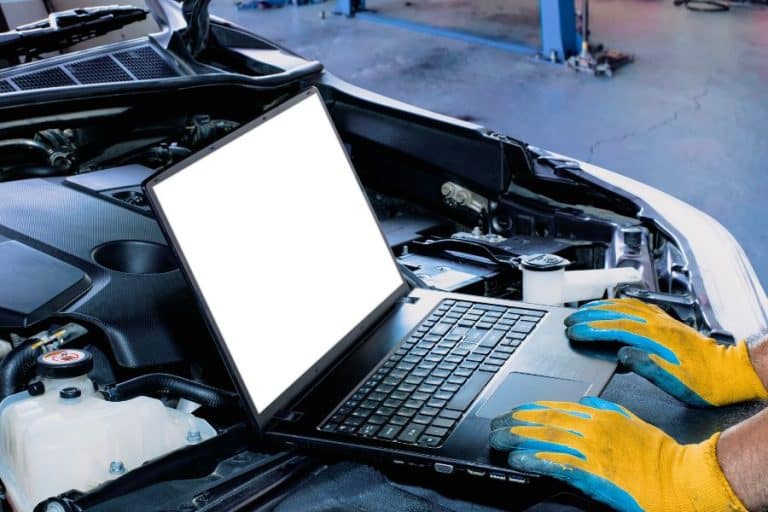 7 Cara Mengatasi Mesin Mobil Pincang Berdasarkan Penyebabnya - HaloBengkel