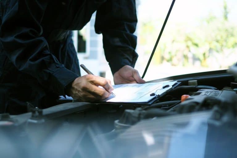 Inspeksi Mobil Bekas Jakarta dengan Garansi Terbaik - HaloBengkel