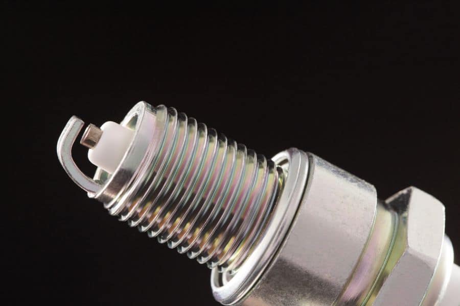 5 Rekomendasi Merk Busi Mobil yang Bagus dan Tahan Lama - HaloBengkel