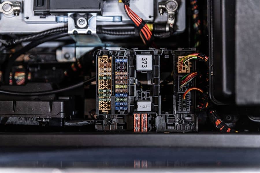 8 Fungsi Relay pada Mobil yang Harus Diketahui - HaloBengkel